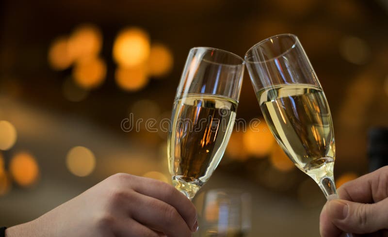 Champagne Toast stockbild. Bild von toast, champagne - 63927565