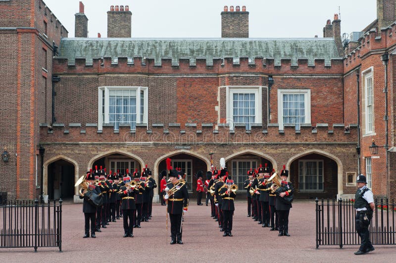 Change of the Guard, London Editorial Stock Photo - Image of tradition ...