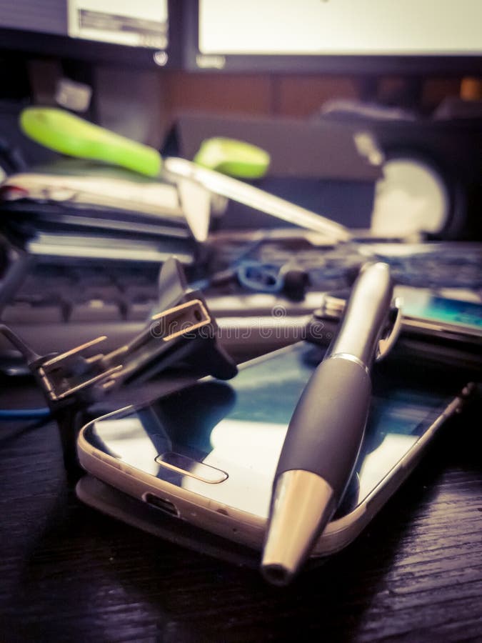 410 Computer Desktop Chaos Stock Photos - Free & Royalty-Free Stock ...