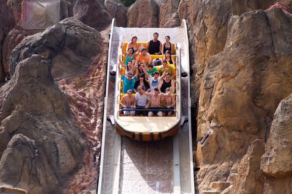 Chapoteo de Tutuki imagen de archivo editorial. Imagen de hospitalidad ...