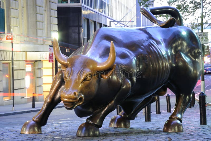Charging Bull editorial stock image. Image of public - 16494309