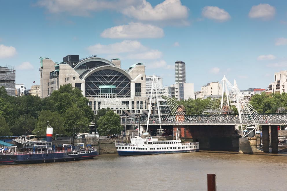 Charing Cross Bridge and Station Editorial Photography - Image of blue ...