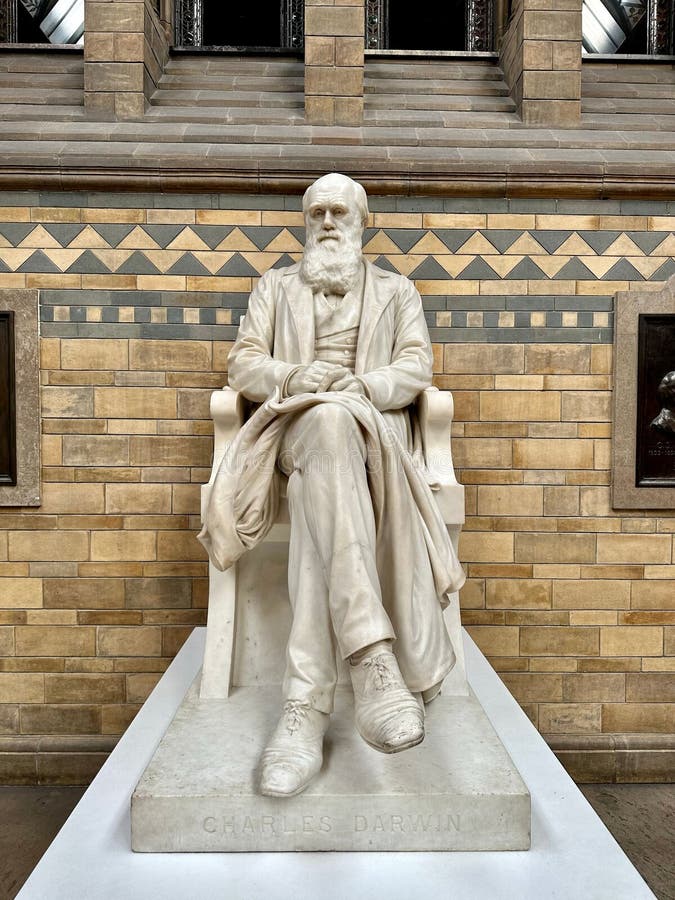 Charles Darwin En El Museo De Historia Nacional Fotografía editorial ... Charles Darwin En El Museo De Historia Nacional Fotografía editorial ...