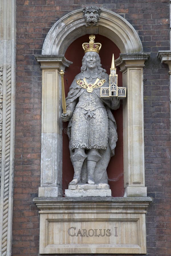 Charles I Statue, Worcester Guildhall, England Stock Image - Image of ...