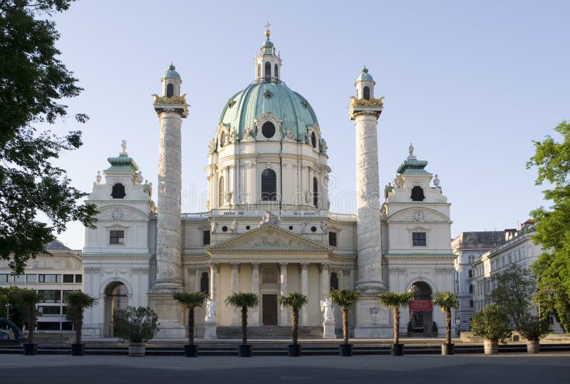 Charles-Kirche, Wien stockfoto. Bild von standort, wien - 5104002