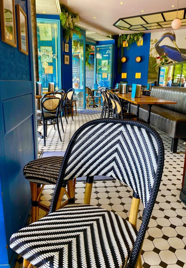 A Charming Little Cafe in Paris Editorial Stock Photo - Image of plant ...