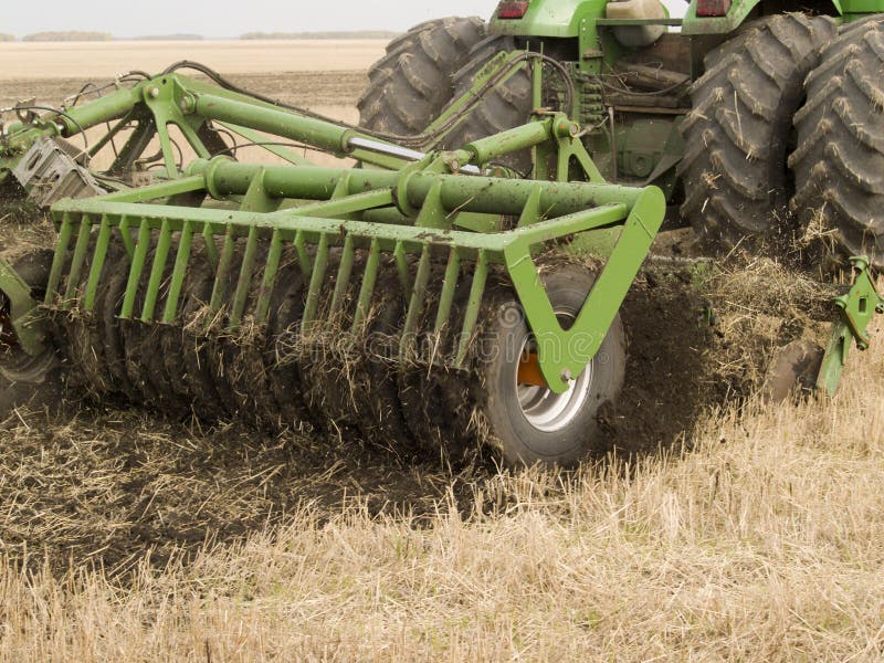 Charrue image stock. Image du plantation, zone, agricole - 12905799