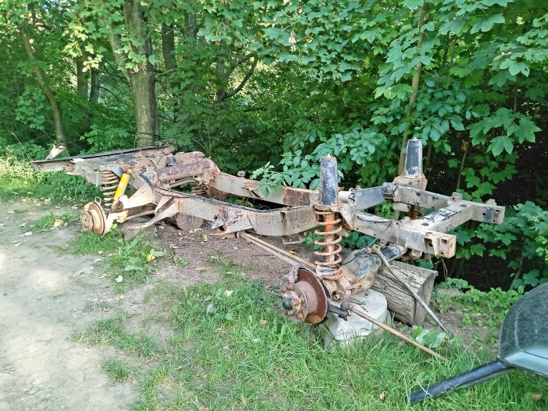 200 Four Wheel Drive Chassis Photos - Free & Royalty-Free Stock Photos ...