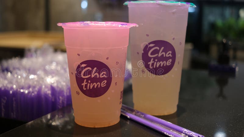 Chatime Glass Size Comparison Editorial Stock Image - Image of regular ...