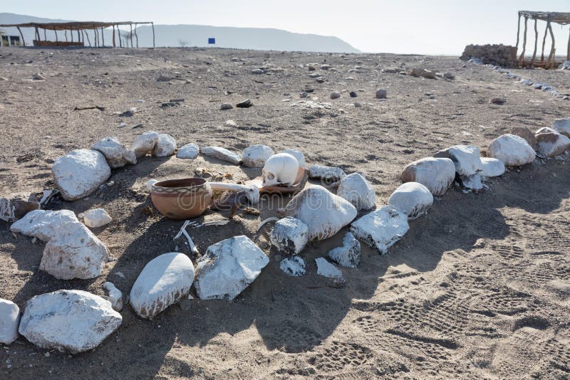 Chauchilla Necropolis, Peru Stock Image - Image of archeologic, mummy ...