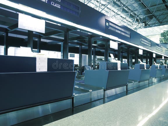 2,000 Luggage Airport Ticket Counter Stock Photos - Free & Royalty-Free ...