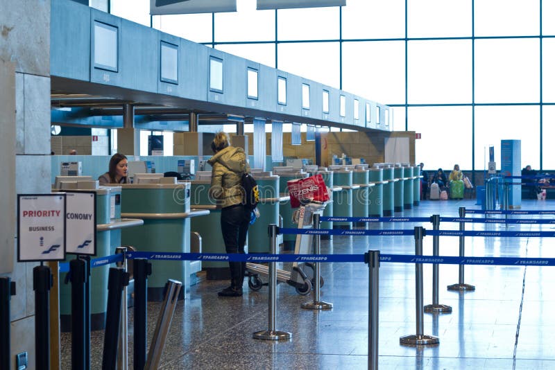 Checkin Area in the Airport Editorial Photo - Image of modern, checkin ...