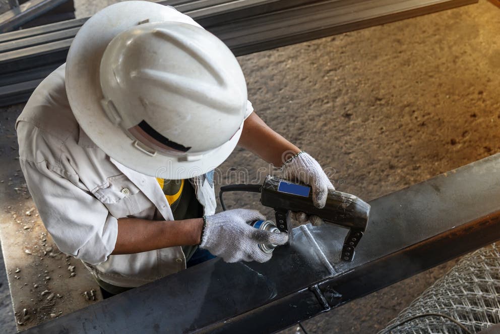 Checking Defect in Welded with Process Magnetic Particle TestingMT ...