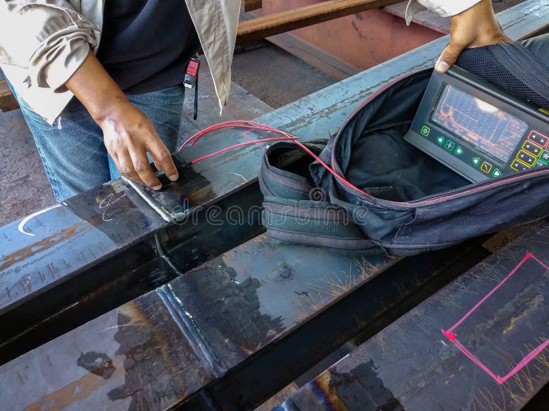 Checking Defect in Welded with Process Ultrasonic Testing UT Stock ...