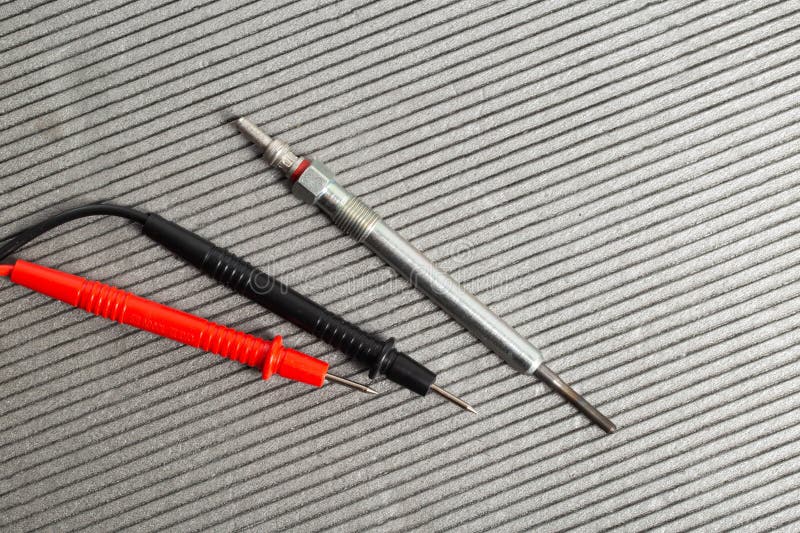 Checking the Serviceability of the Glow Plug with a Multimeter. Glow ...