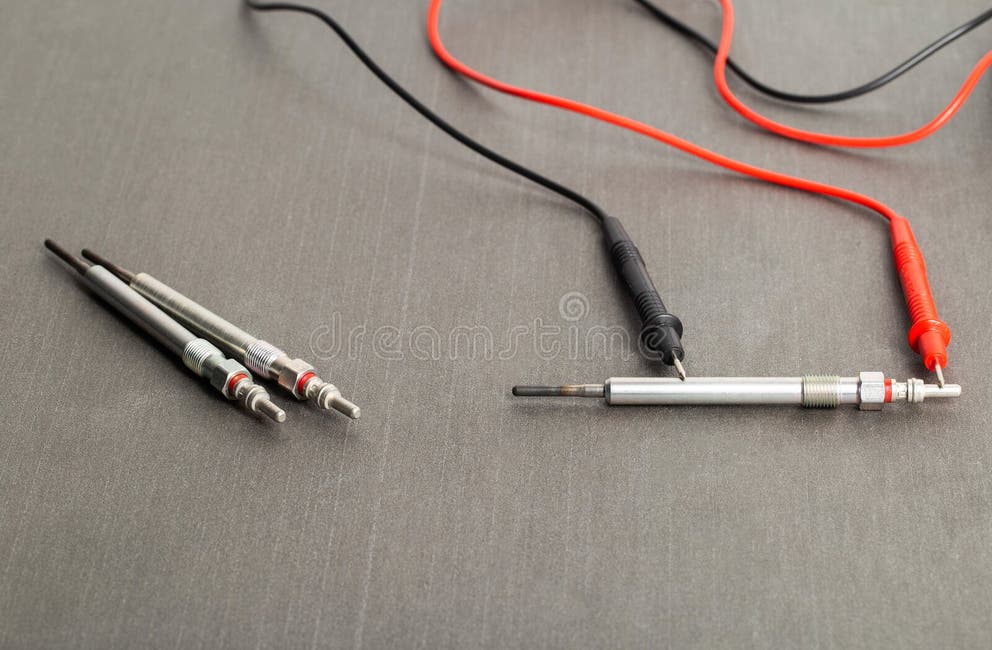 Checking the Serviceability of the Glow Plug with a Multimeter. Glow ...