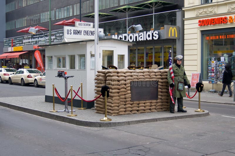 Checkpoint Charlie editorial stock image. Image of memorial - 10782549