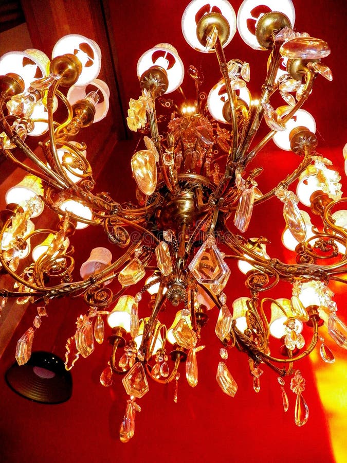 Cheen editorial image. Image of cheen, crystal, chandelier - 96719065