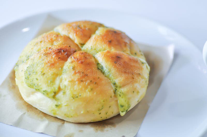 Cheese Bun, Cream Cheese Garlic Bread or Korean Cream Cheese Garlic Bun ...