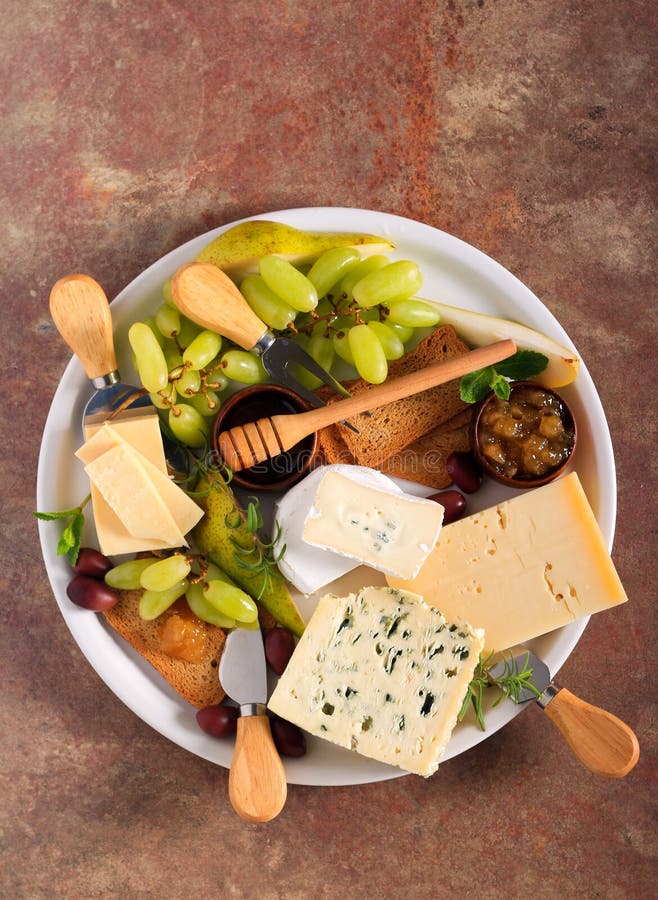 Cheese Plate â€“ Assortment Cheese Stock Image - Image of dorblu, brie ...