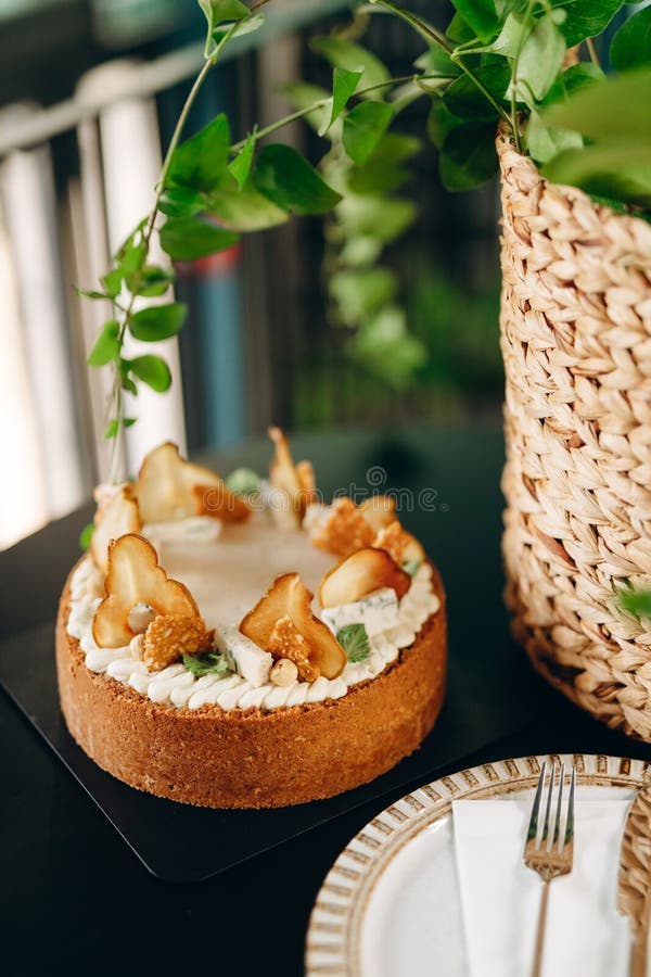 Cheesecake with Pear and Blue Cheese, an Incomparable Combination of ...