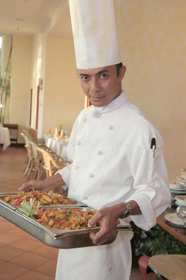Chef Carrying Food For Buffet Picture. Image: 6518957