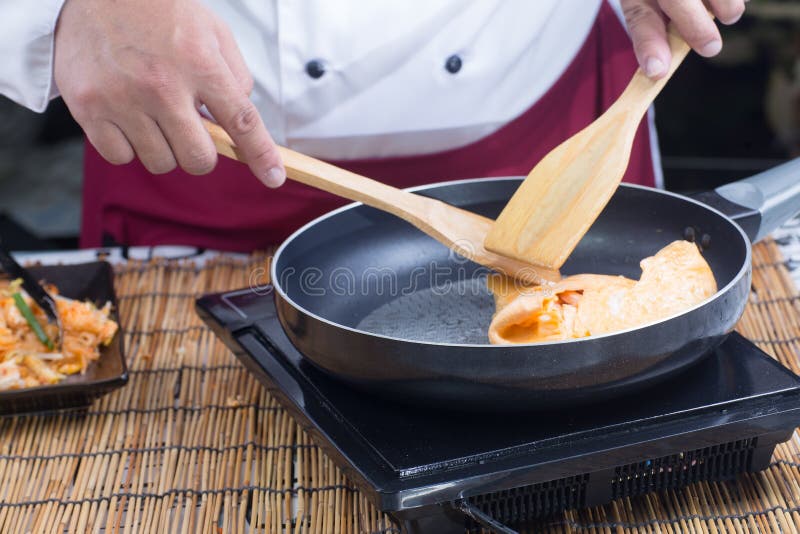 Chef Cooking Pad Thai Wraped Wuth Egg Stock Image - Image of green ...