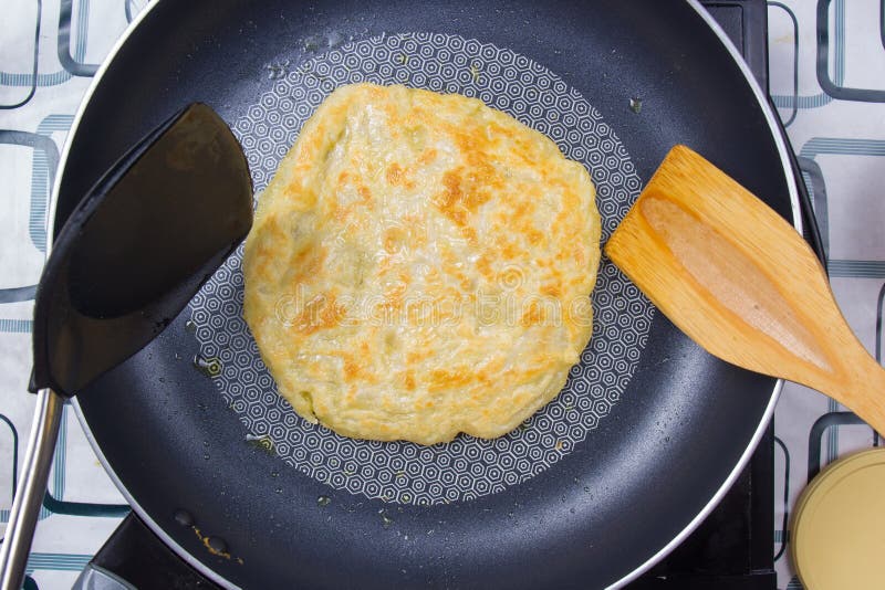 Chef Cooking Roti in the Pan Home Mate Style Stock Photo - Image of ...