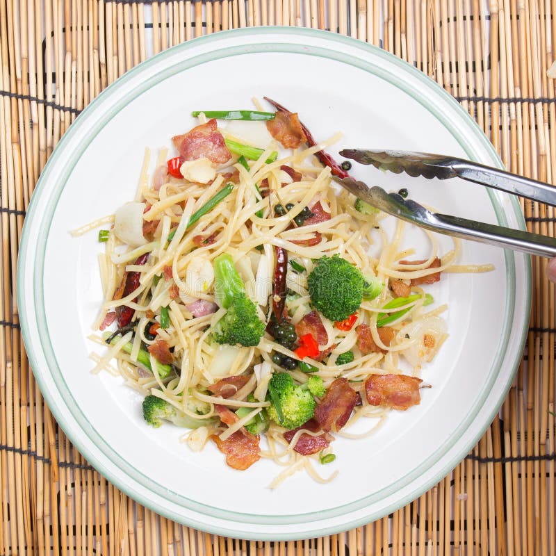 Chef Decorated Spicy Spaghetti Stock Photo - Image of pattern, fresh ...