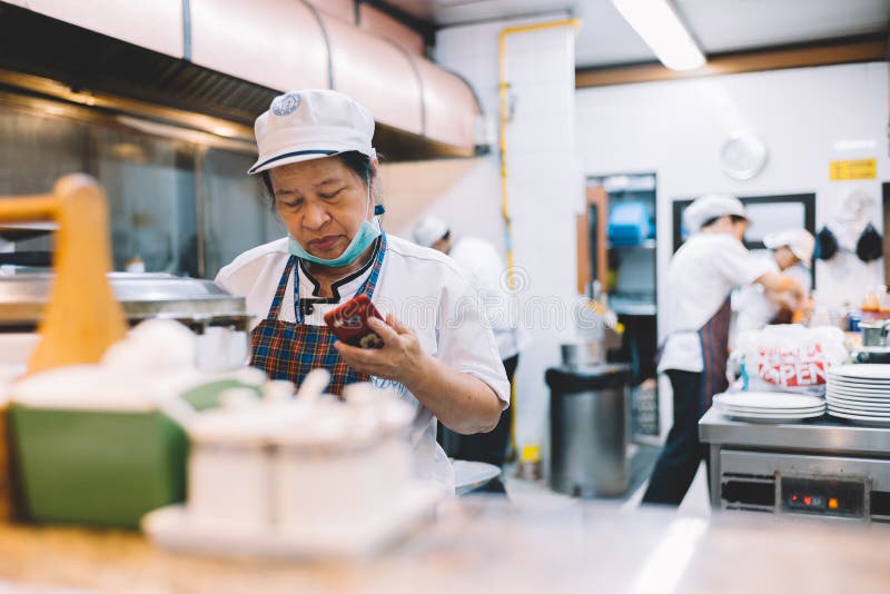 Chef making a phone call editorial image. Image of kitchen - 112764530