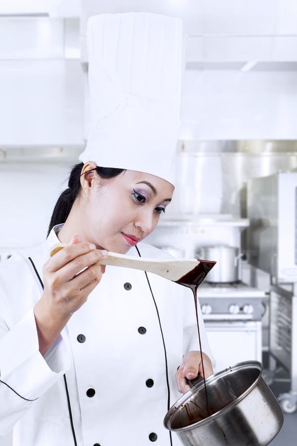 Chef Preparing Chocolate Cake Stock Photo - Image of chinese ...