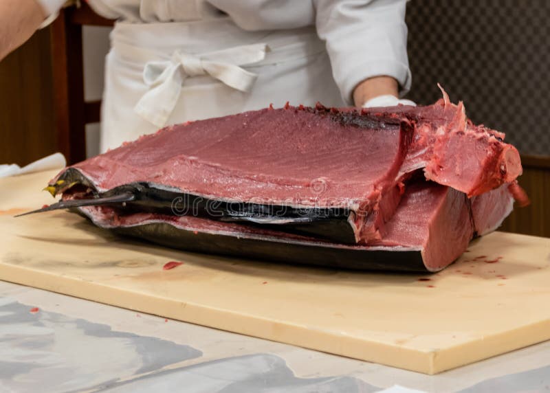 Chef Preparing Tuna Sashimi Stock Image - Image of sushi, japan: 168227949