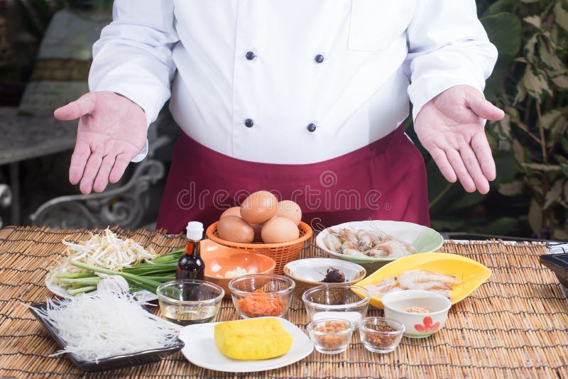 Chef Present Ingredient of Pad Thai Stock Image - Image of radish ...