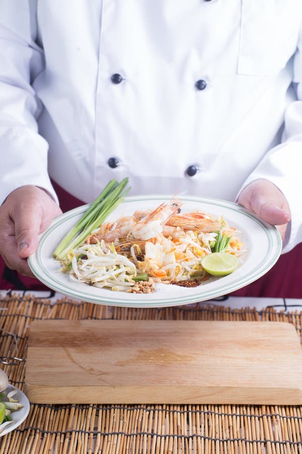 Chef Presented Pad Thai Plate Stock Photo - Image of gourmet, dinner ...