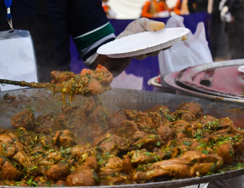 Chef Serving Meat in Paper Plate Stock Photo - Image of cooked, city ...