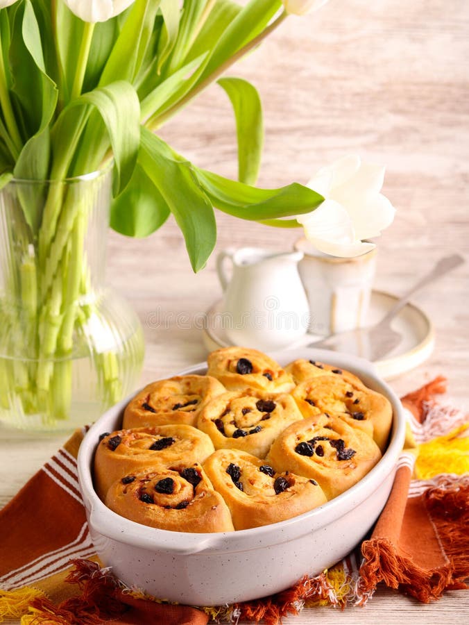 Chelsea buns in baking tin stock photo. Image of bake - 316293964