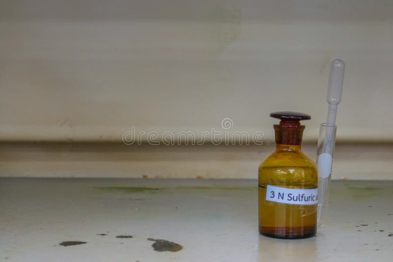 The Chemical Bottle in Laboratory Stock Image - Image of pharmacy ...