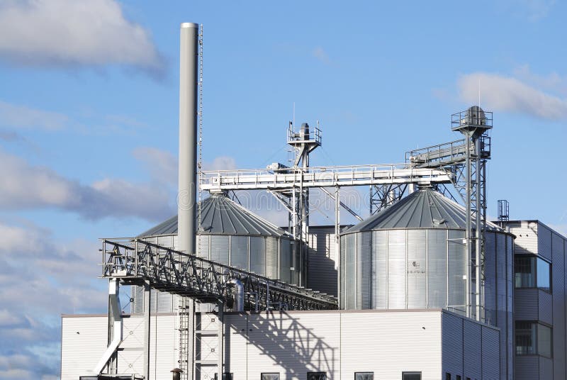 Chemical Factory stock image. Image of distillery, energy - 29277565