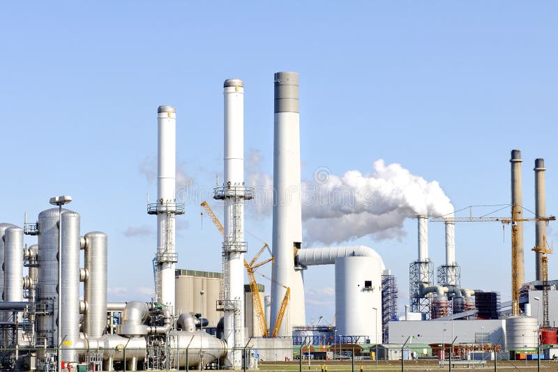 Chemical and oil refinery stock image. Image of factory - 19979871