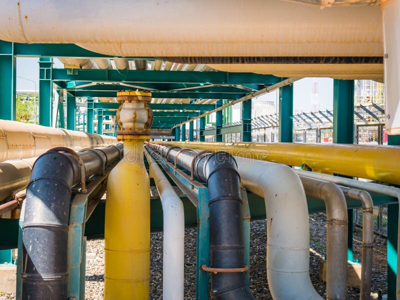 Structure with Piping in Refinery Plant Stock Photo - Image of ...