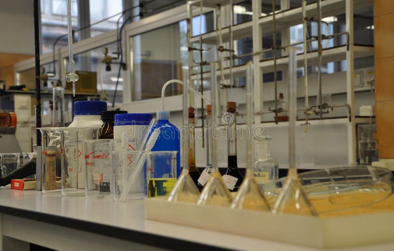 Chemie redaktionelles stockfotografie. Bild von produkt - 102643522