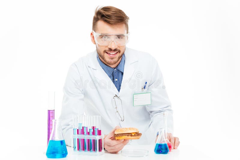 Chemiker, Der GVO-Lebensmittel Macht Stockfoto - Bild von chemie ...