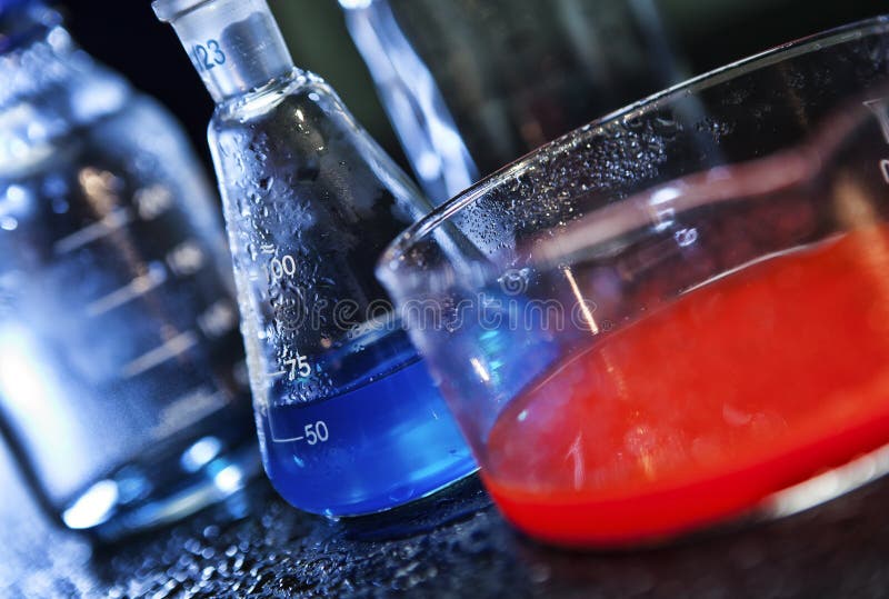 Chemikerdoktorhand, Die Chemische Formeln Zeichnet Stockbild - Bild von ...