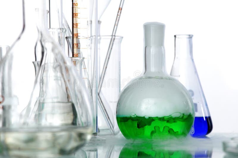 Chemisches Labor - Glas Und Arbeitskraft Stockbild - Bild von farbe ...