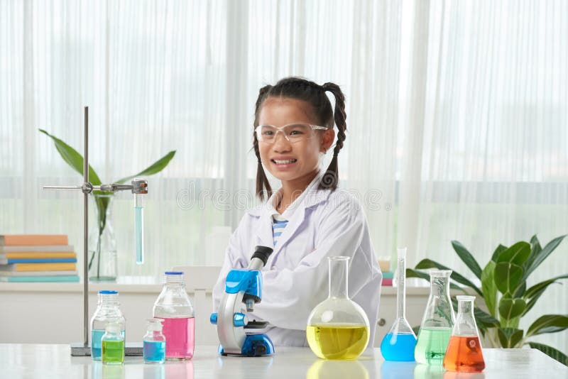 Chemistry class stock image. Image of equipment, liquid - 126032651