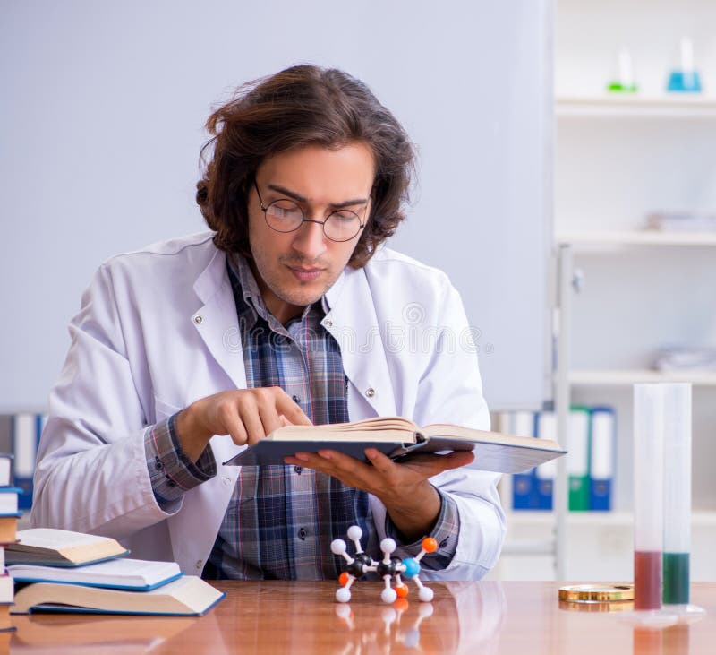 Chemistry Lecturer during Lecture in College Stock Image - Image of ...