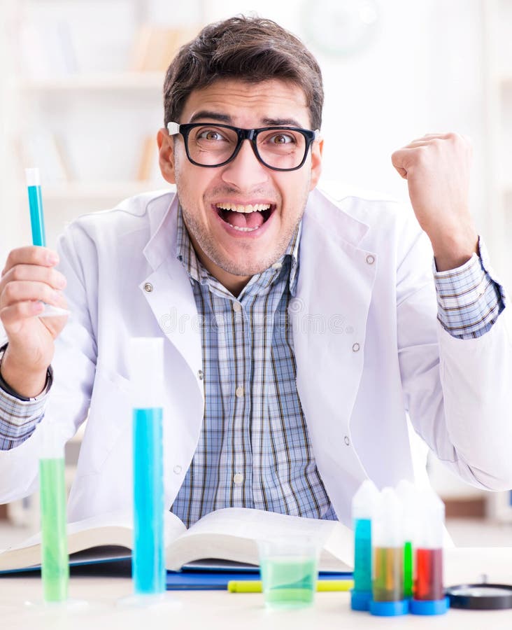 Chemistry Student Doing Chemical Experiments at Classroom Activi Stock ...