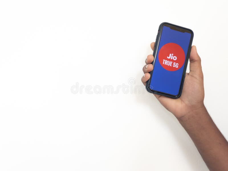 Chennai, India, August 2022 :Selective Focus of Holding Mobile and ... Chennai, India, August 2022 :Selective Focus of Holding Mobile and ...