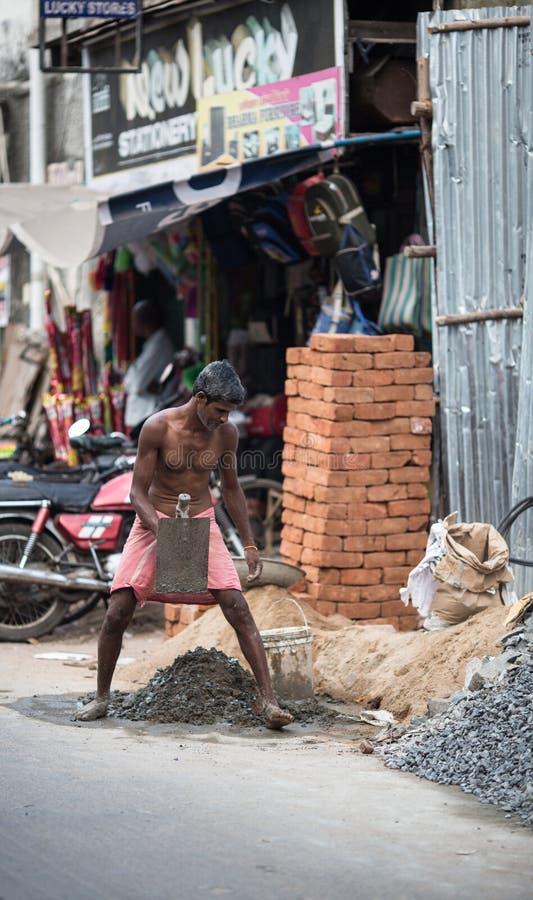 CHENNAI INDIA-FEBRUARY 10: Indier Worker10, 2013 I Chennai, in ...
