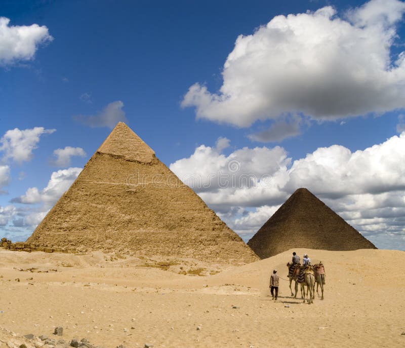 Cheops Visitors editorial photography. Image of colors - 1612687